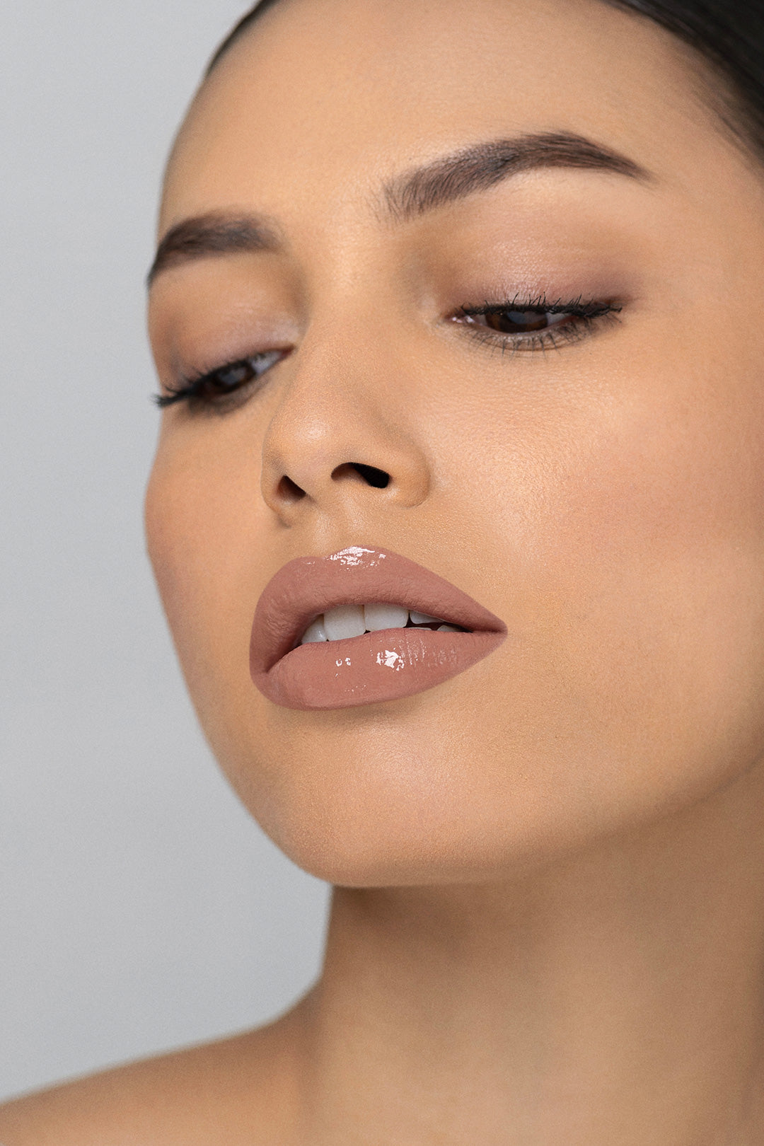 Ultra Cover Lip Gloss – Global ZERO Makeup